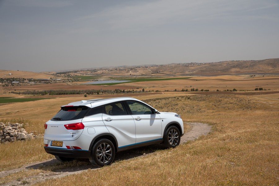 רכב הפנאי החשמלי SERES 3 EV מושק בישראל 🏎️ בפורטל הרכב גיר