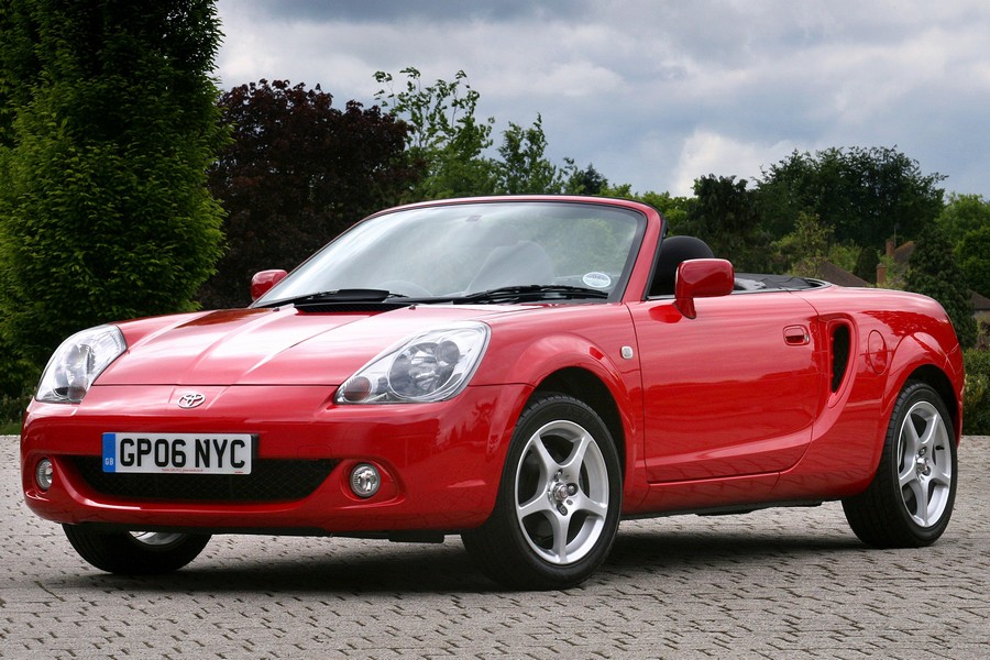טויוטה MR2 2003 🏎️ בפורטל הרכב גיר
